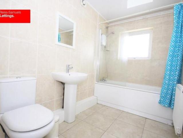 5 bedroom end of terrace house for rent in Ironmongers Place, Isle of dogs, Canary Wharf, London, E14