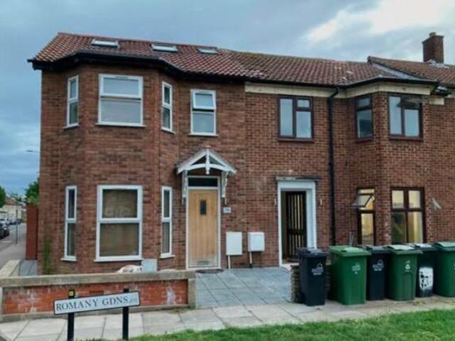5 Bedroom End Of Terrace House For Rent In London
