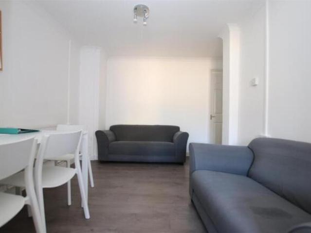 5 bedroom end of terrace house for rent in Linley Close, Bath, Somerset, BA2