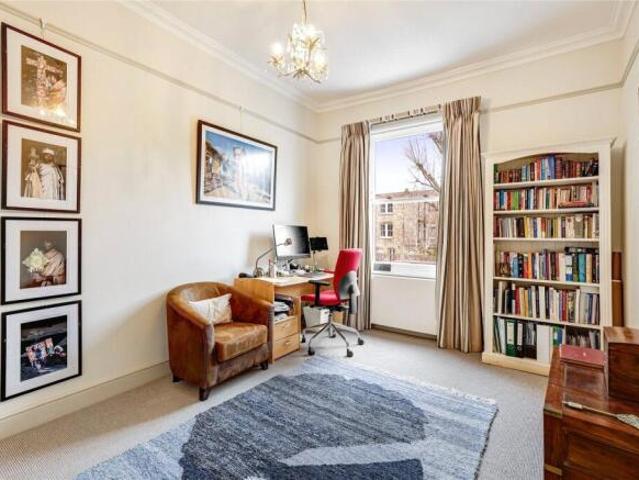 5 bedroom end of terrace house for rent in Napier Avenue, London, SW6
