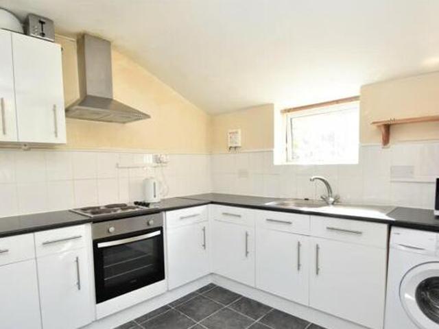 5 Bedroom End Of Terrace House For Rent In Southsea