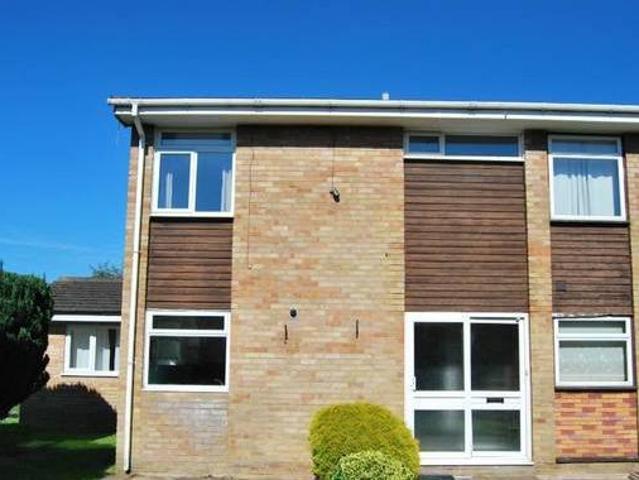 5 bedroom end of terrace house for rent in Ulcombe Gardens Canterbury Kent CT2