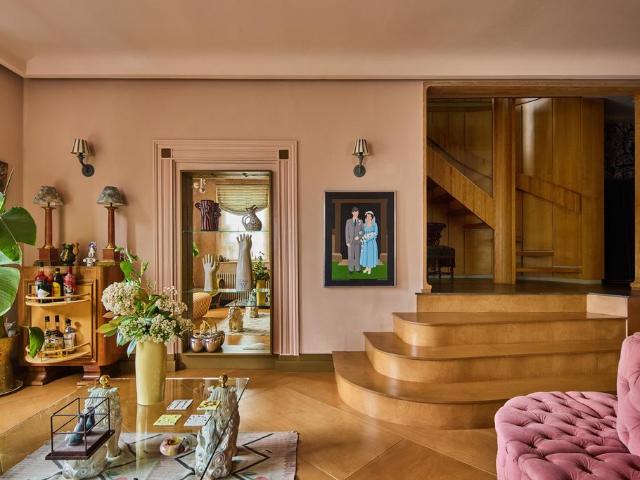5 bedroom end of terrace house for sale