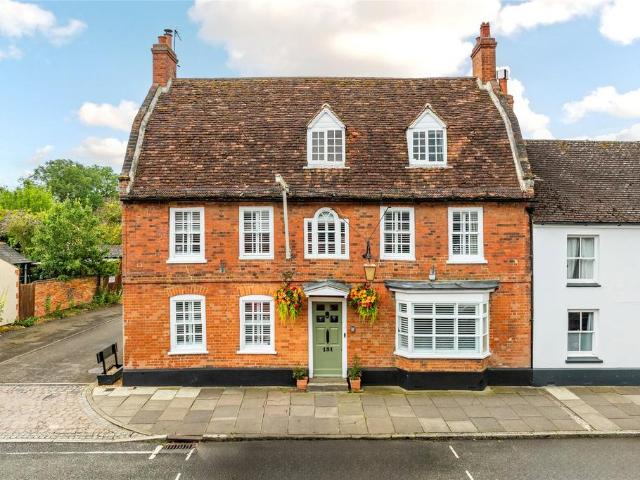 5 bedroom semi detached house for sale