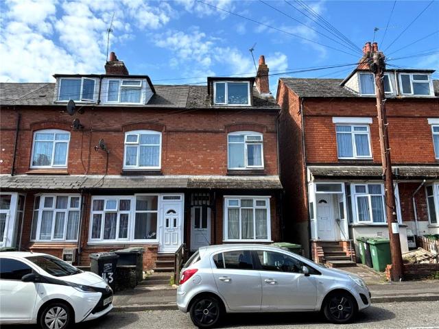5 bedroom end of terrace house for sale