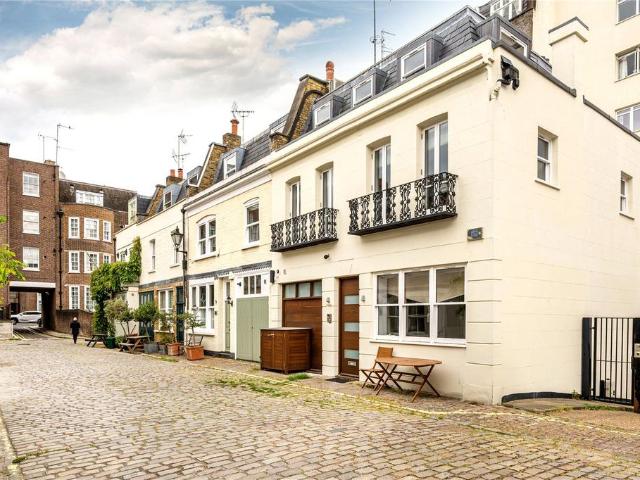 5 bedroom end of terrace house for sale