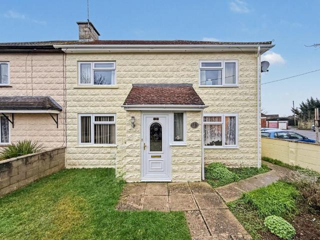 5 bedroom end of terrace house for sale