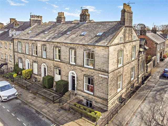 5 bedroom end of terrace house for sale