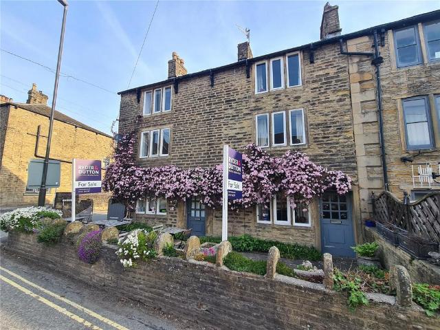 5 bedroom end of terrace house for sale