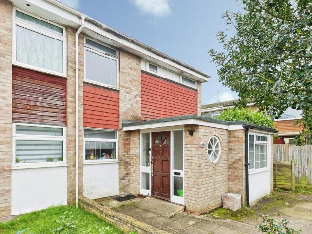 5 bedroom semi detached house for sale
