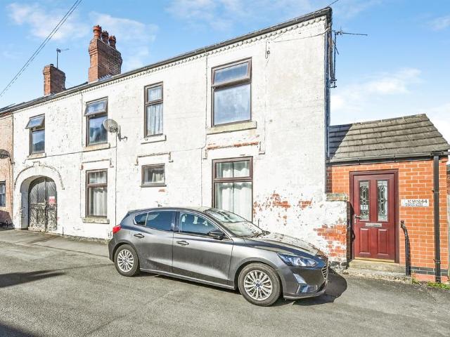 5 bedroom end of terrace house for sale