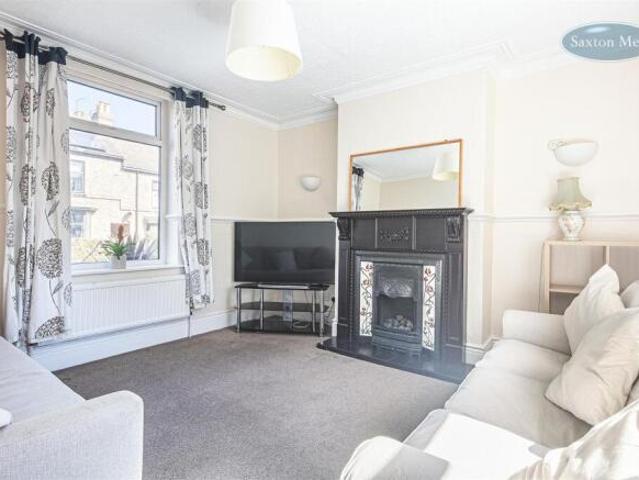 5 bedroom end of terrace house for sale in Clarence Road, Hillsborough, Sheffield, S6