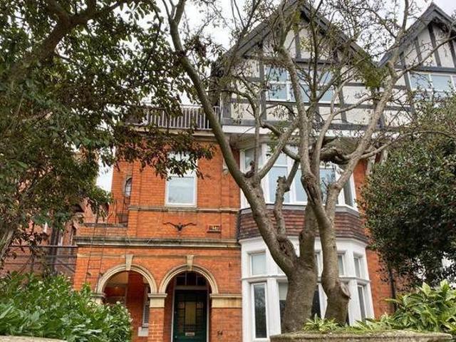 5 bedroom end of terrace house for sale in Billing Road Northampton NN1