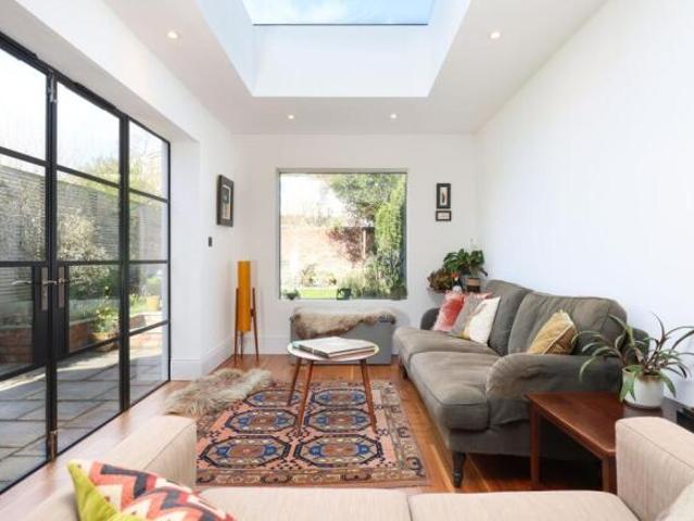 5 bedroom end of terrace house for sale in Egerton Road, Bristol, BS7