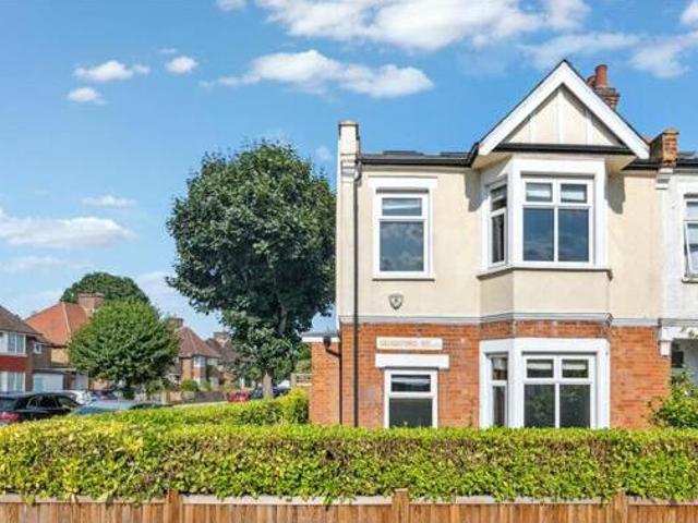 5 Bedroom End Of Terrace House For Sale In London