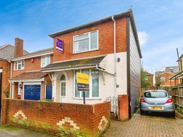 5 Bedroom End Of Terrace House For Sale In Southampton, Hampshire