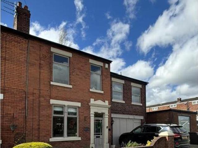 5 Bedroom End Of Terrace House For Sale In Preston