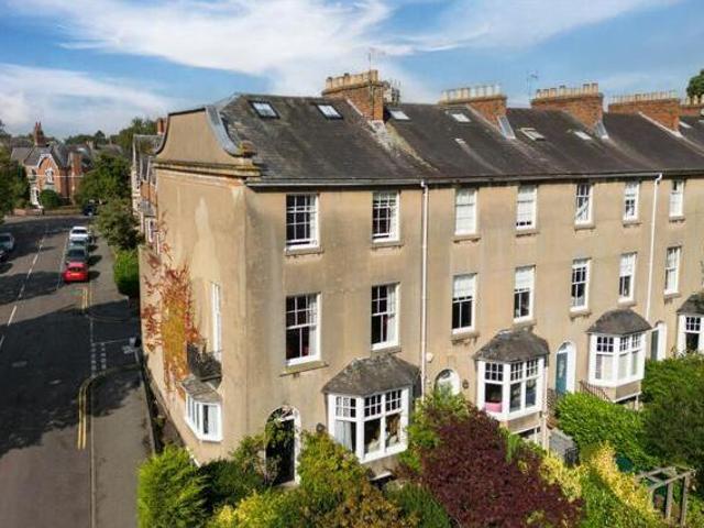 5 Bedroom End Of Terrace House For Sale In Royal Leamington Spa, Warwickshire