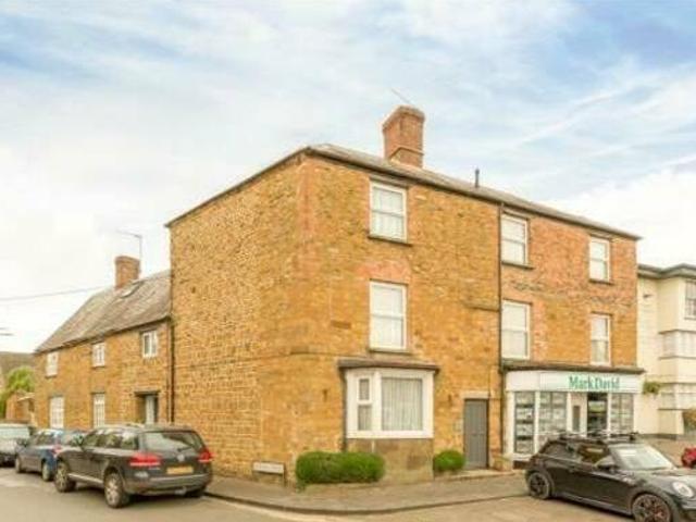 5 bedroom end of terrace house for sale in The Corner House Hudson Street Deddington Banbury OX1