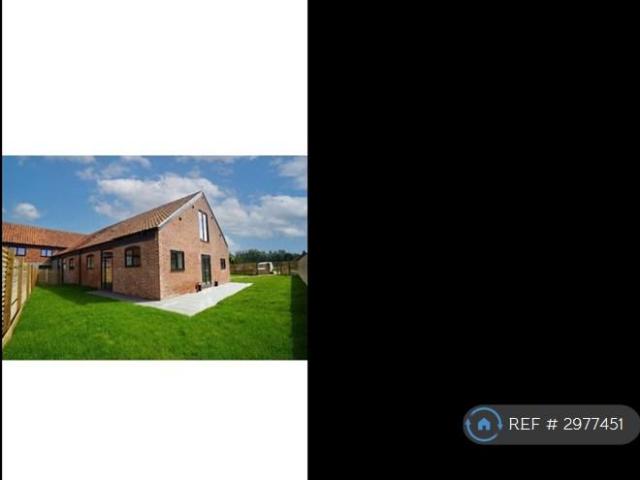 5 bedroom end of terrace house to rent