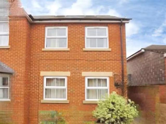 5 bedroom End Terrace House to rent, Avenue Road, Southampton.
