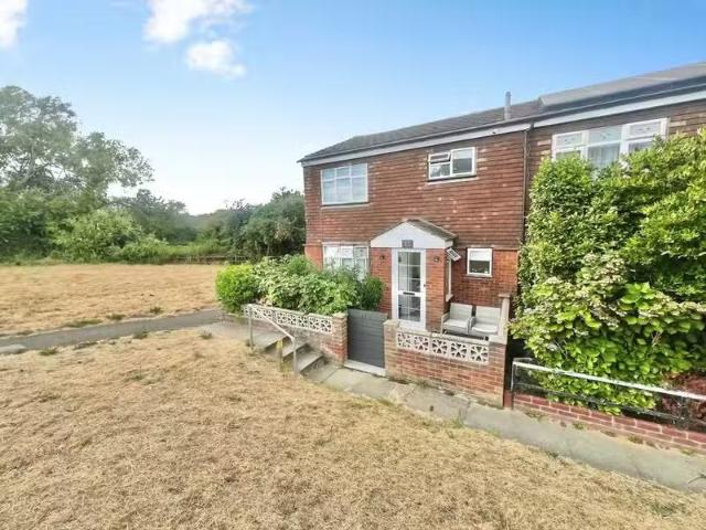 5 bedroom End Terrace House to rent, Northview, Swanley, BR8.