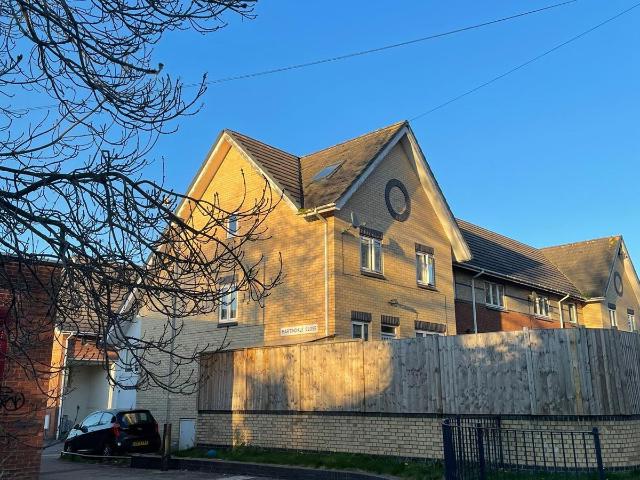 5 Bedroom End Terraced House on Martindale Street
