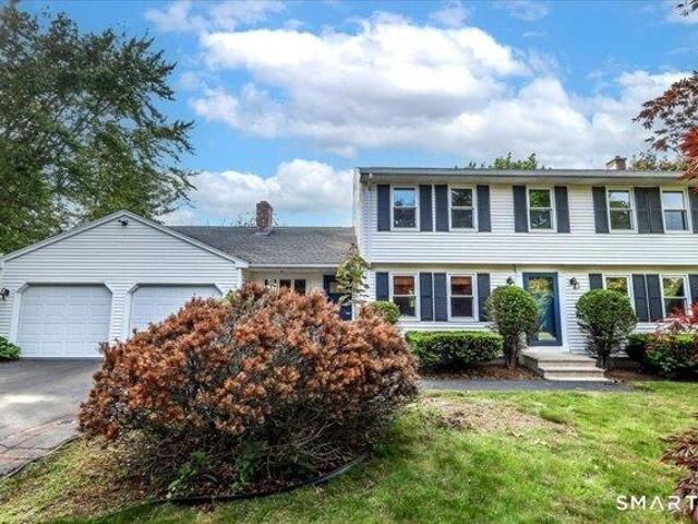 5 bedroom, Enfield CT 06082 104716400
