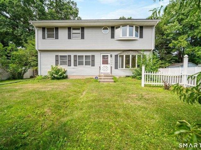 5 bedroom, Enfield CT 06082 104791010