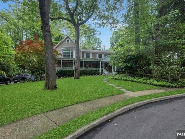 5 bedroom, Englewood NJ 07631 104608772