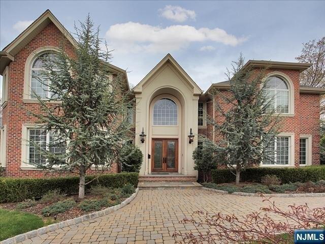 5 bedroom, Englewood Cliffs NJ 07632 104808385