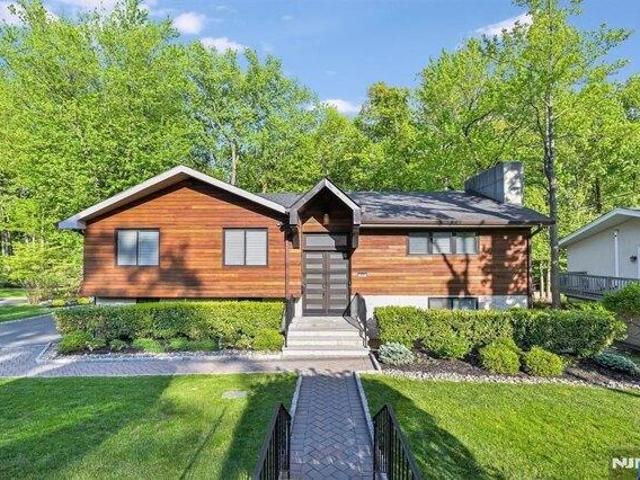 5 bedroom, Englewood Cliffs NJ 07632 LS102314051
