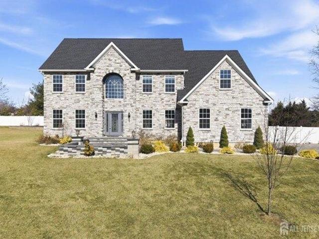 5 bedroom, East Brunswick NJ 08816 LS101781017