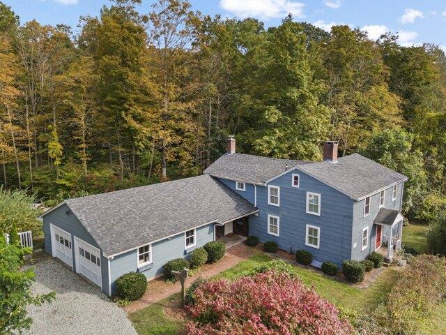 5 bedroom, East Hampton CT 06456 104329277