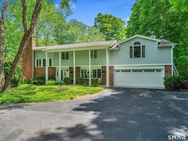 5 bedroom, East Lyme CT 06333 104409585