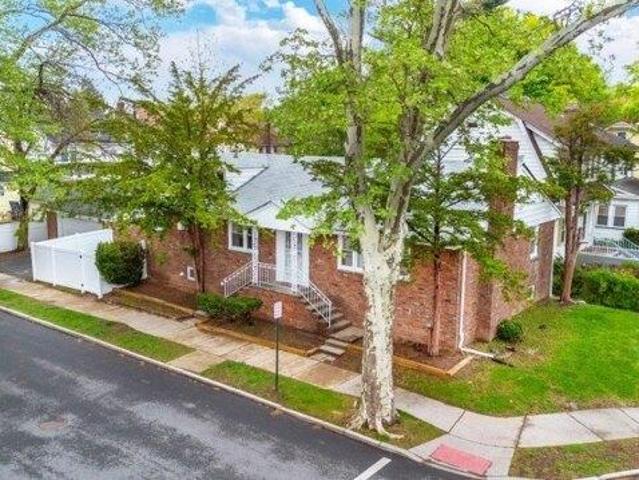 5 bedroom, East Orange NJ 07018 102281236