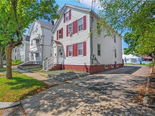 5 bedroom, East Providence RI 02914 104607292