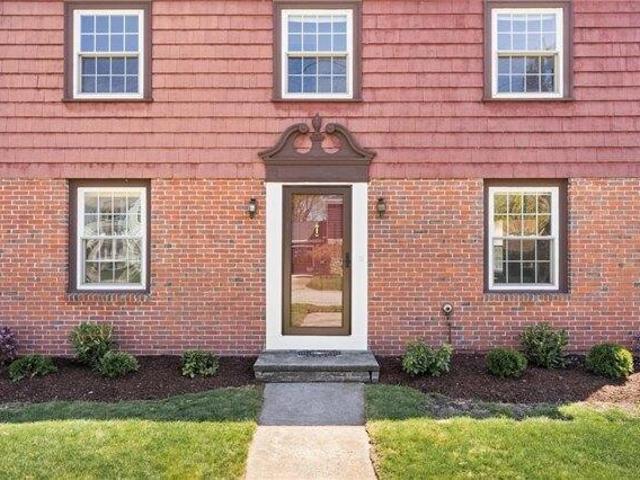 5 bedroom, East Providence RI 02916 103186124