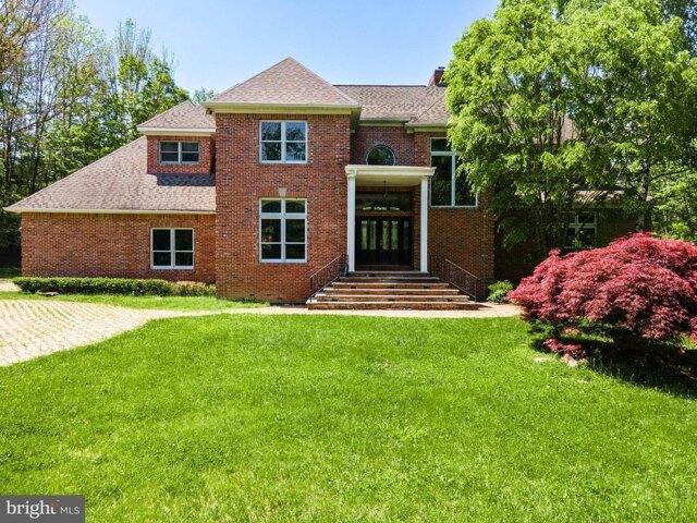 5 bedroom, East Stroudsburg PA 18302 103623816