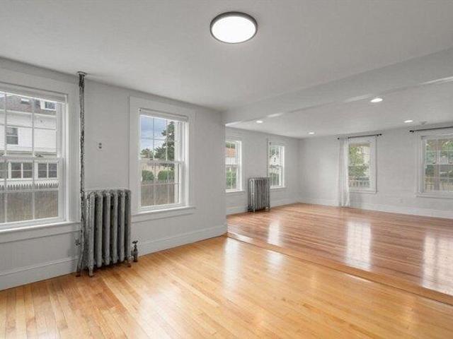 5 bedroom, Easthampton MA 01027 105081687