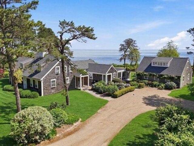 5 bedroom, Edgartown MA 02539 104044995