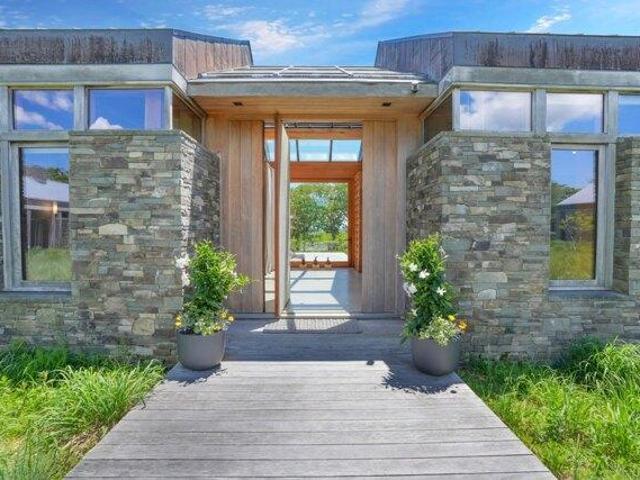 5 bedroom, Edgartown MA 02539 104233497