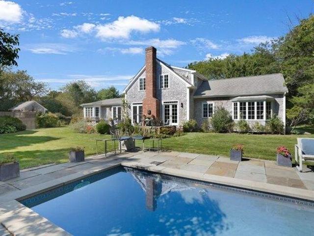 5 bedroom, Edgartown MA 02539 104835149