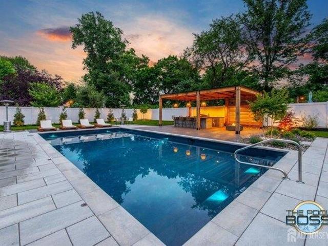 5 bedroom, Edison NJ 08837 102284488