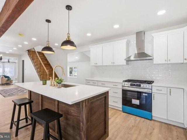 5 bedroom, Egg Harbor Township NJ 08234 105207398