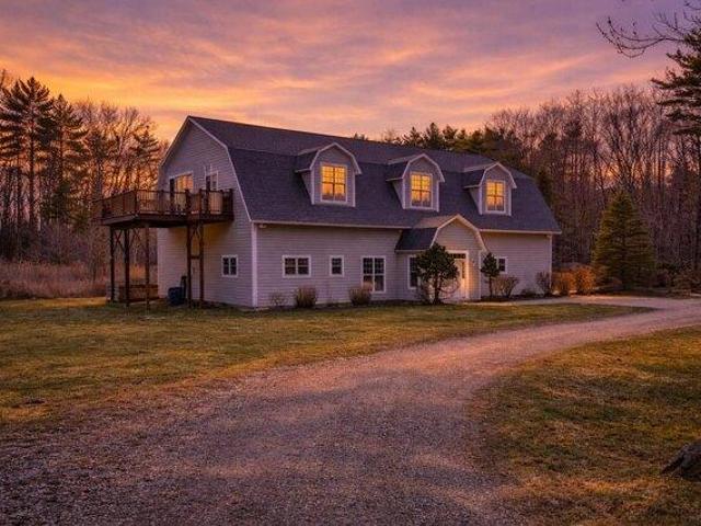 5 bedroom, Eliot ME 03903 102410662