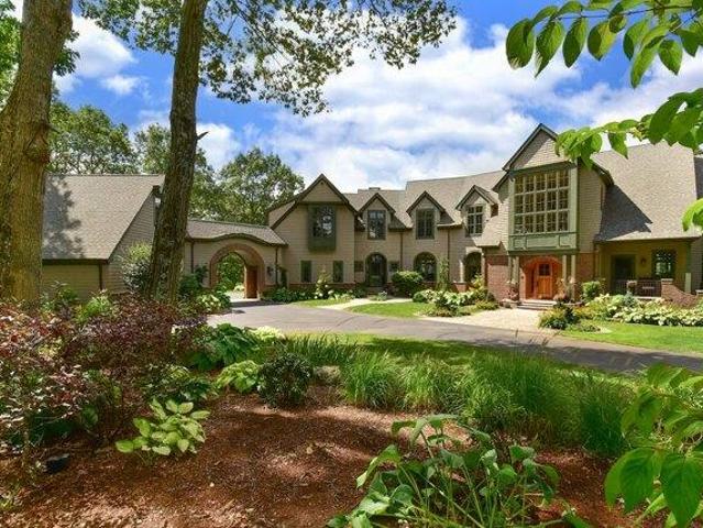 5 bedroom, Ellington CT 06029 104652498