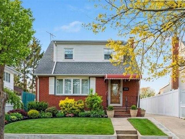 5 bedroom, Elmont NY 11003 101781949