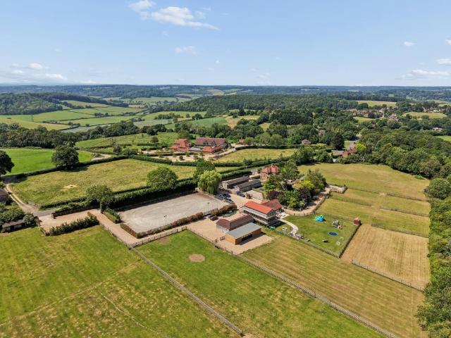 5 bedroom equestrian facility for sale