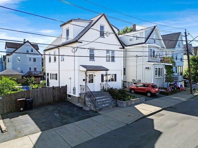 5 bedroom, Everett MA 02149 103074625